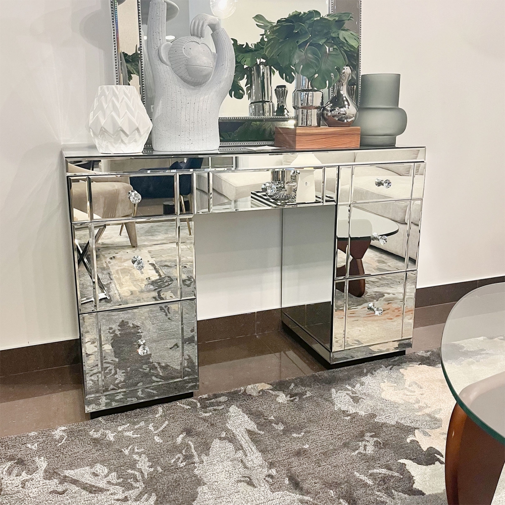 Casa y Estilo | Guatema | MUEBLES | Dormitorios | Comoda con espejo ...